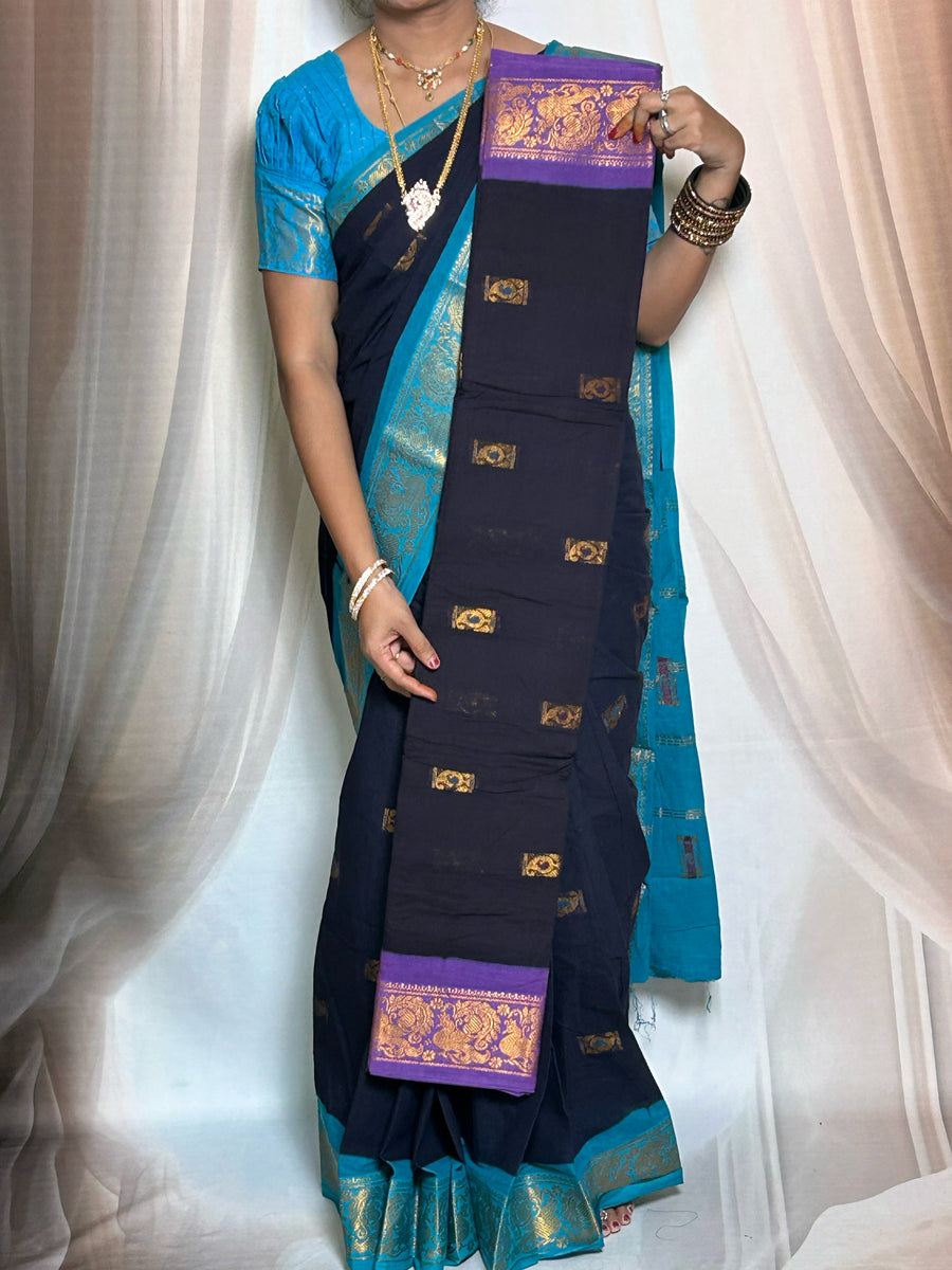 Madurai Sungudi Cotton Saree - Poonam Putta with Medium Zari Border & Blouse – ShivFabricWorld