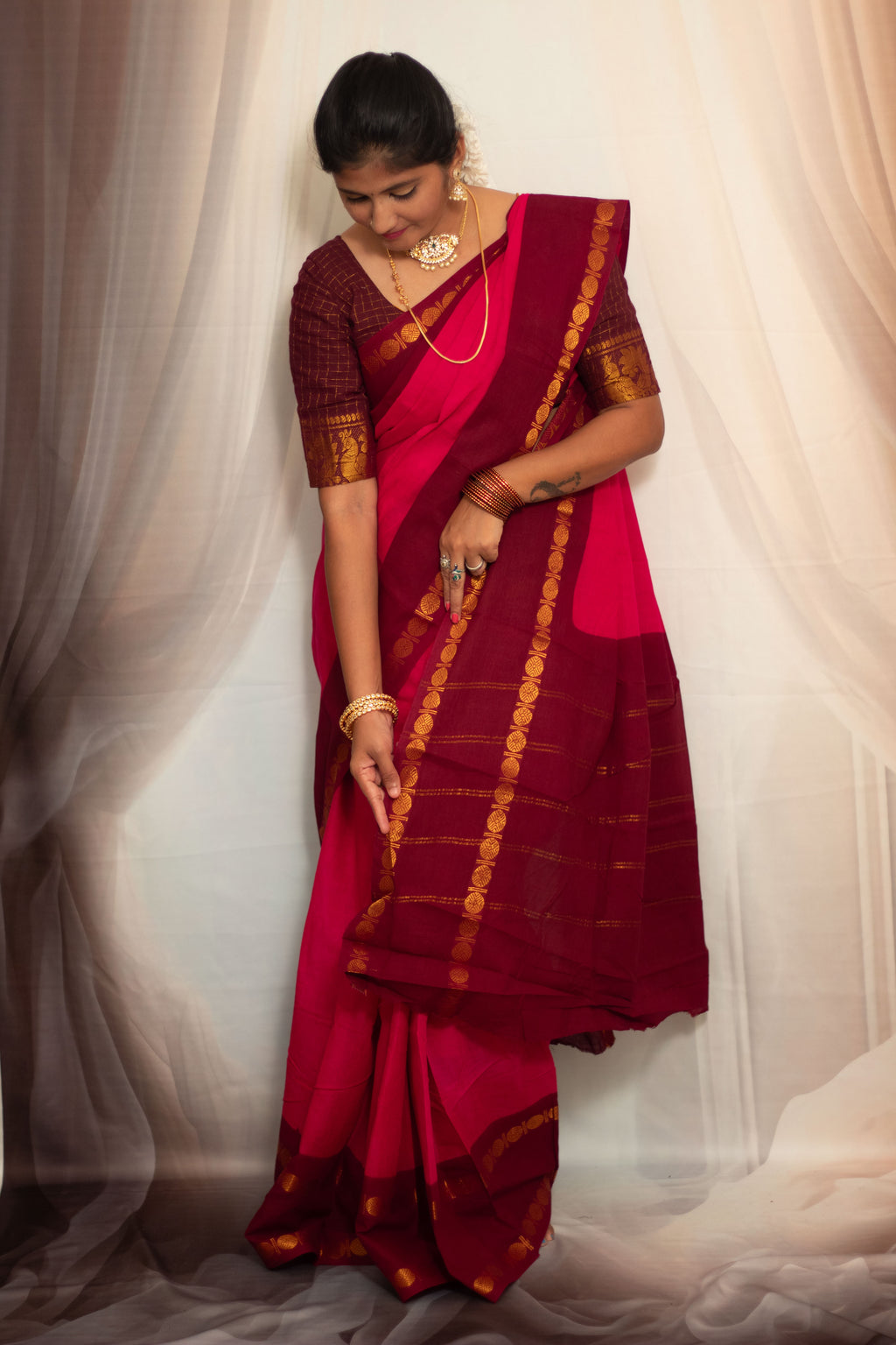 Madurai Sungudi Cotton - Adayar Plain Medium Ruthratcham Zari Border ...