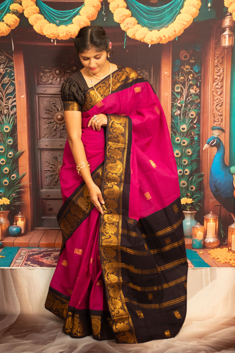 Madurai Sungudi Cotton Saree - Poonam Putta with Medium Zari Border ...